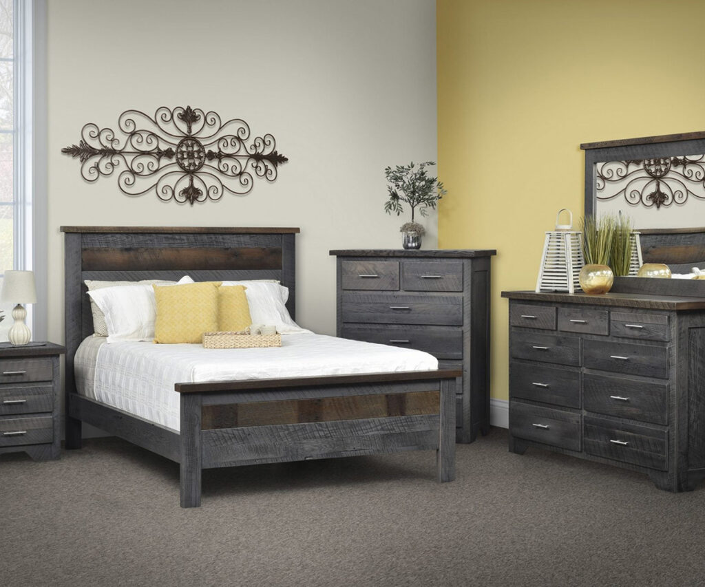 Solid wood furniture | Woody's Furniture